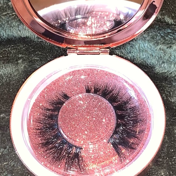 Makeup | Mink Lash Kit New With Rose Gold Applicator Compact And Glue ...